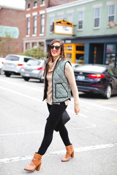 10 Preppy Fall Outfit Ideas Perfect for This Season