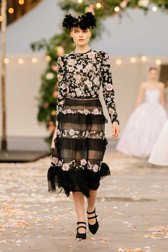 Chanel Spring 2021 Couture Collection