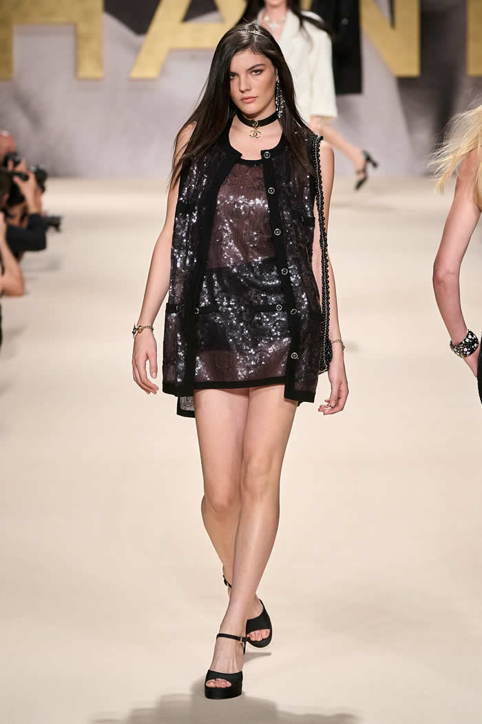 Chanel SPRING 2022 READY-TO-WEAR