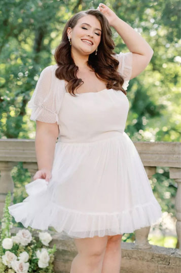 20 Best Plus-Size Short Wedding Dresses for a Playful Look